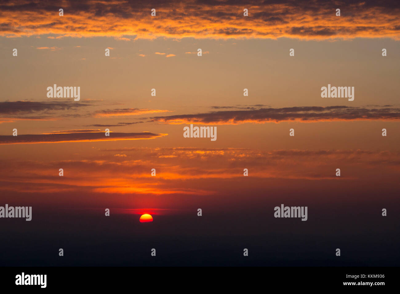 Sunrise autumn landscape hi-res stock photography and images - Alamy