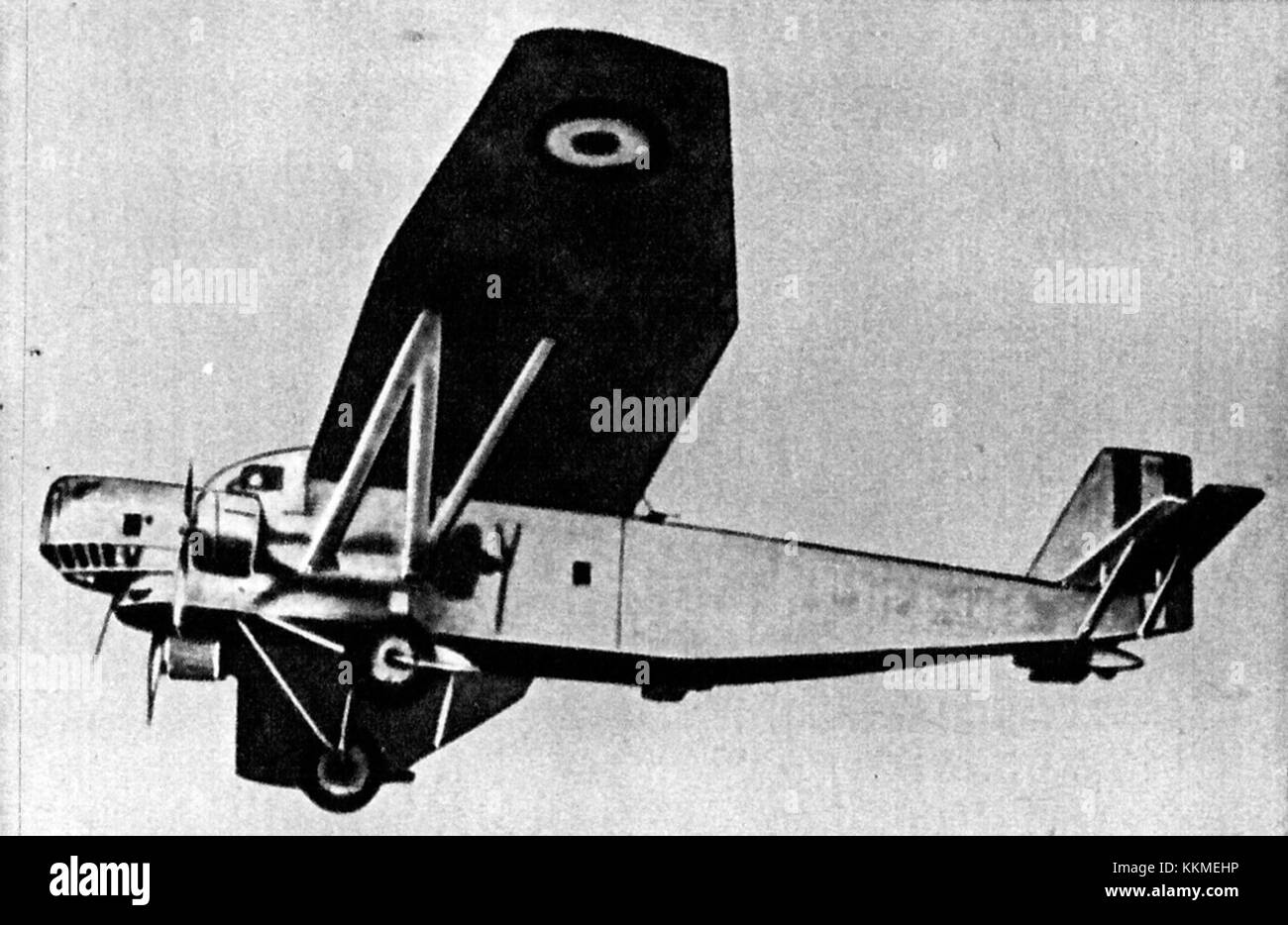 Long range aircraft hi-res stock photography and images - Alamy