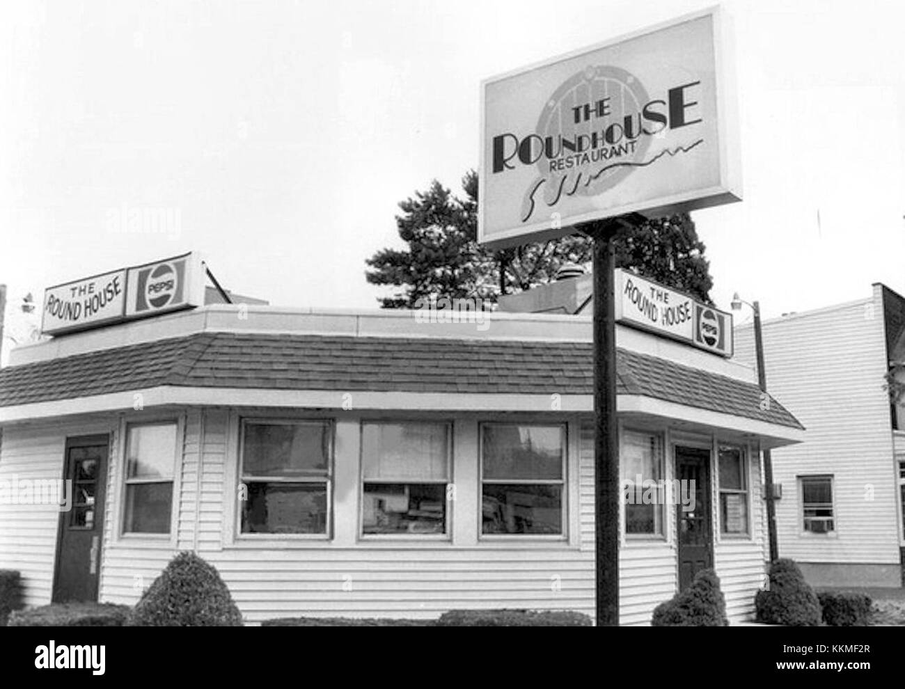 A vintage photograph of The Round House Restaurant in Allentown ...