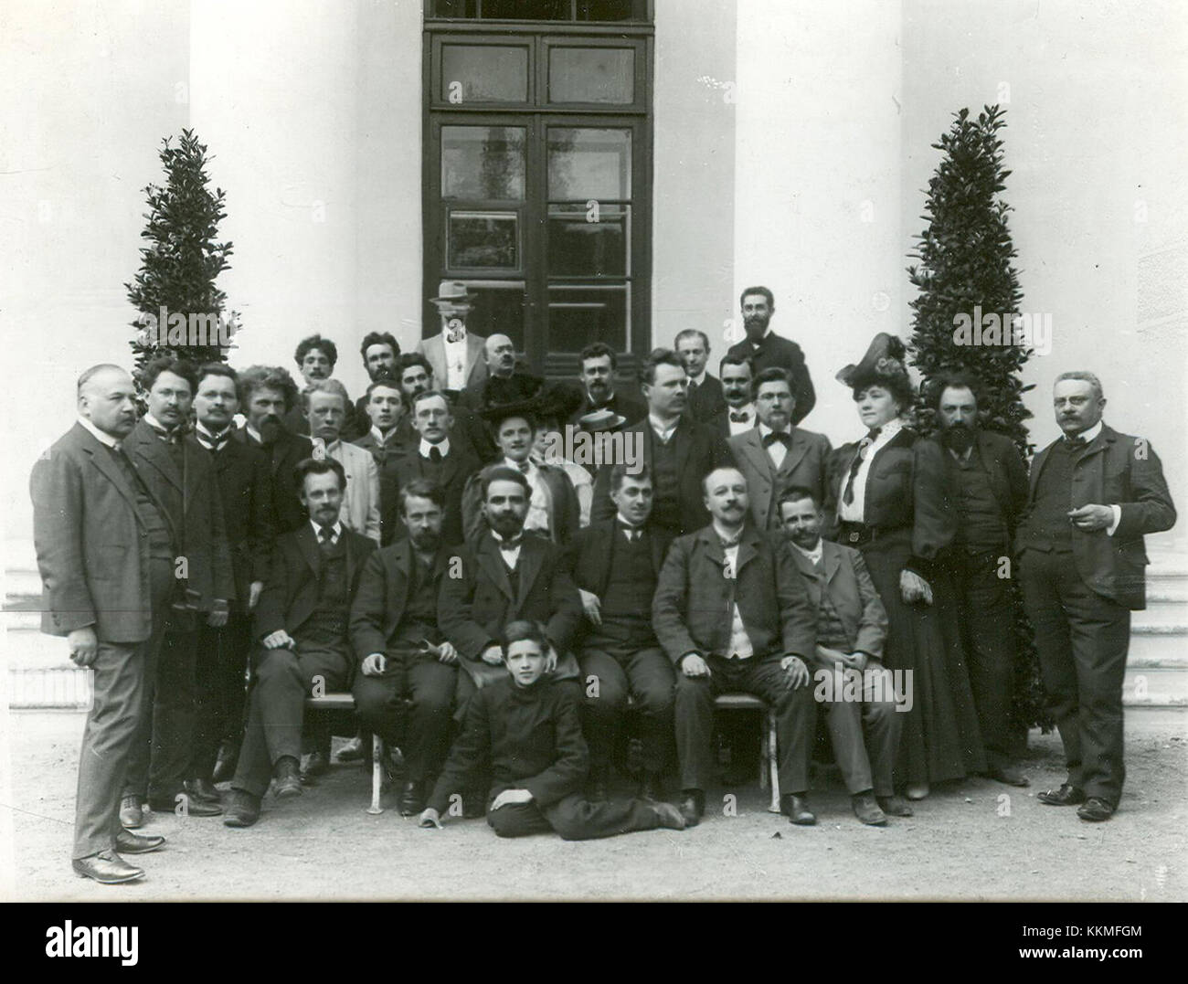 Byuro hi-res stock photography and images - Alamy