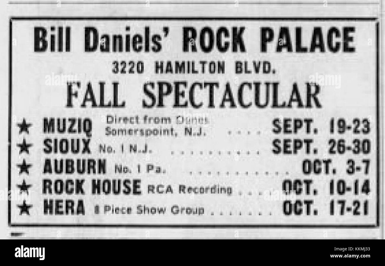 Rock music live Black and White Stock Photos & Images - Alamy