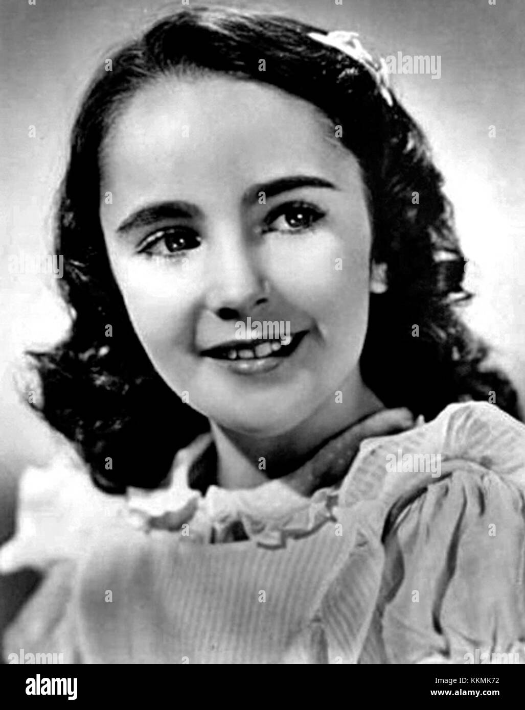 Vintage elizabeth taylor hi-res stock photography and images - Alamy