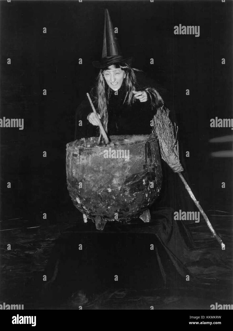 Margaret Hamilton, a renowned computer scientist, led the software ...