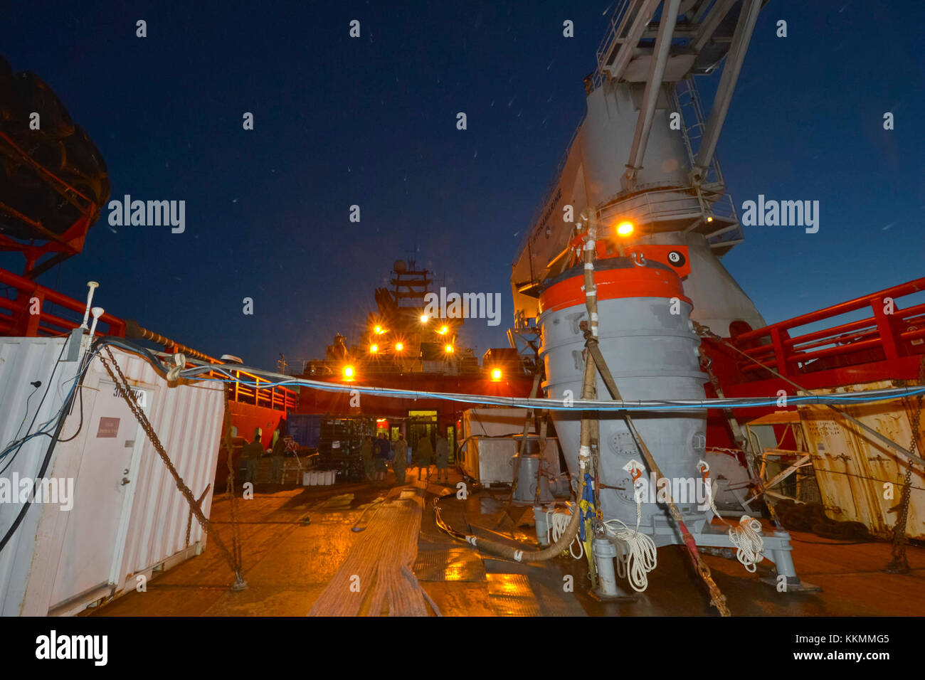 ATLANTIC OCEAN (Nov. 22, 2017) Undersea Rescue Command's (URC ...