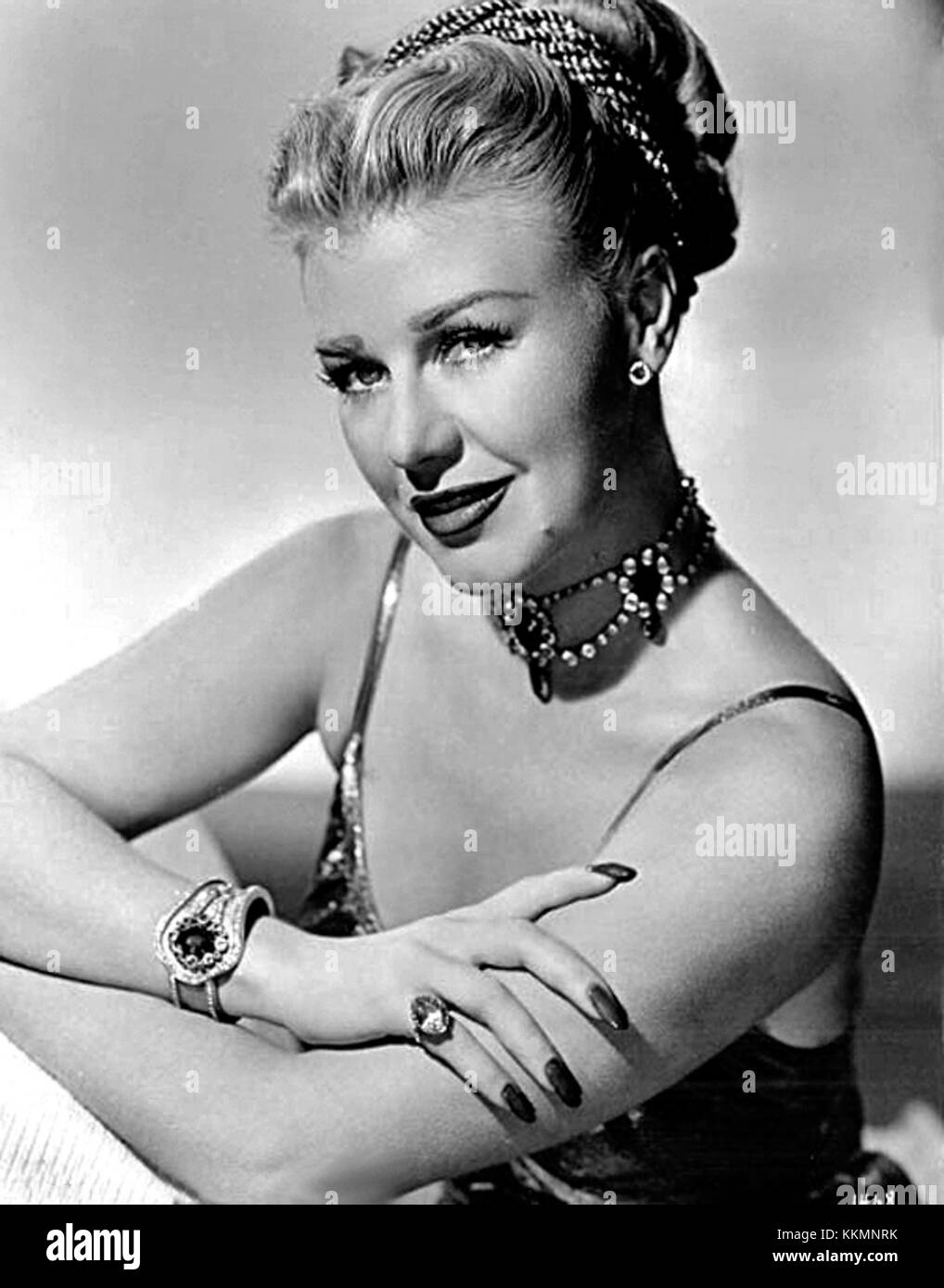 Fred astaire and ginger rogers dancing hi-res stock photography and ...