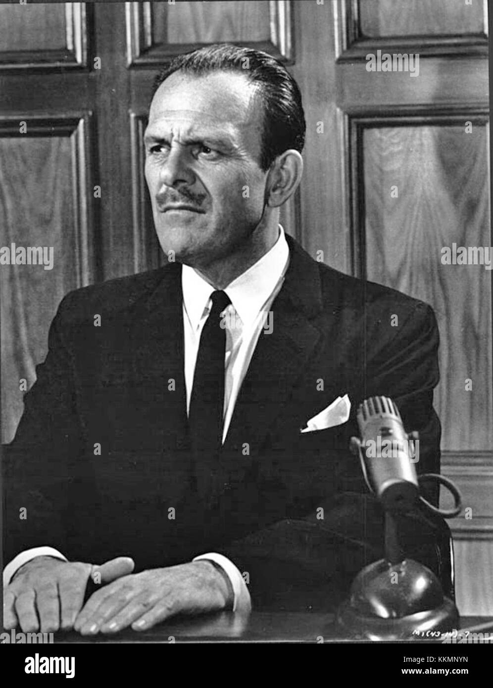 Terry thomas actor hi-res stock photography and images - Alamy