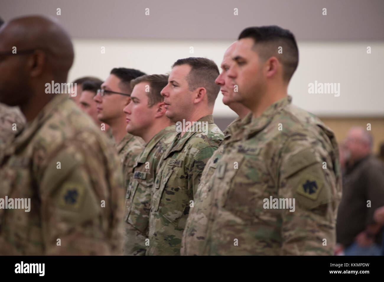 Group of armed soldiers gathered hi-res stock photography and images ...
