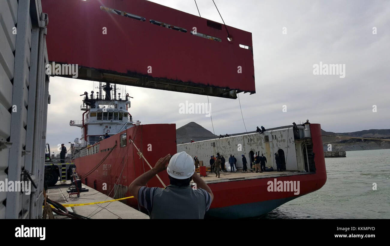 COMODORO RIVADAVIA, Argentina (Nov. 23, 2017) Undersea Rescue Command ...