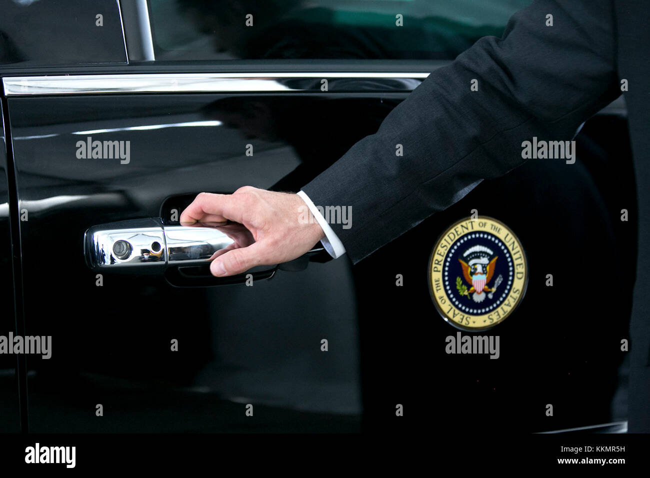 Car president white house agent hi-res stock photography and images - Alamy
