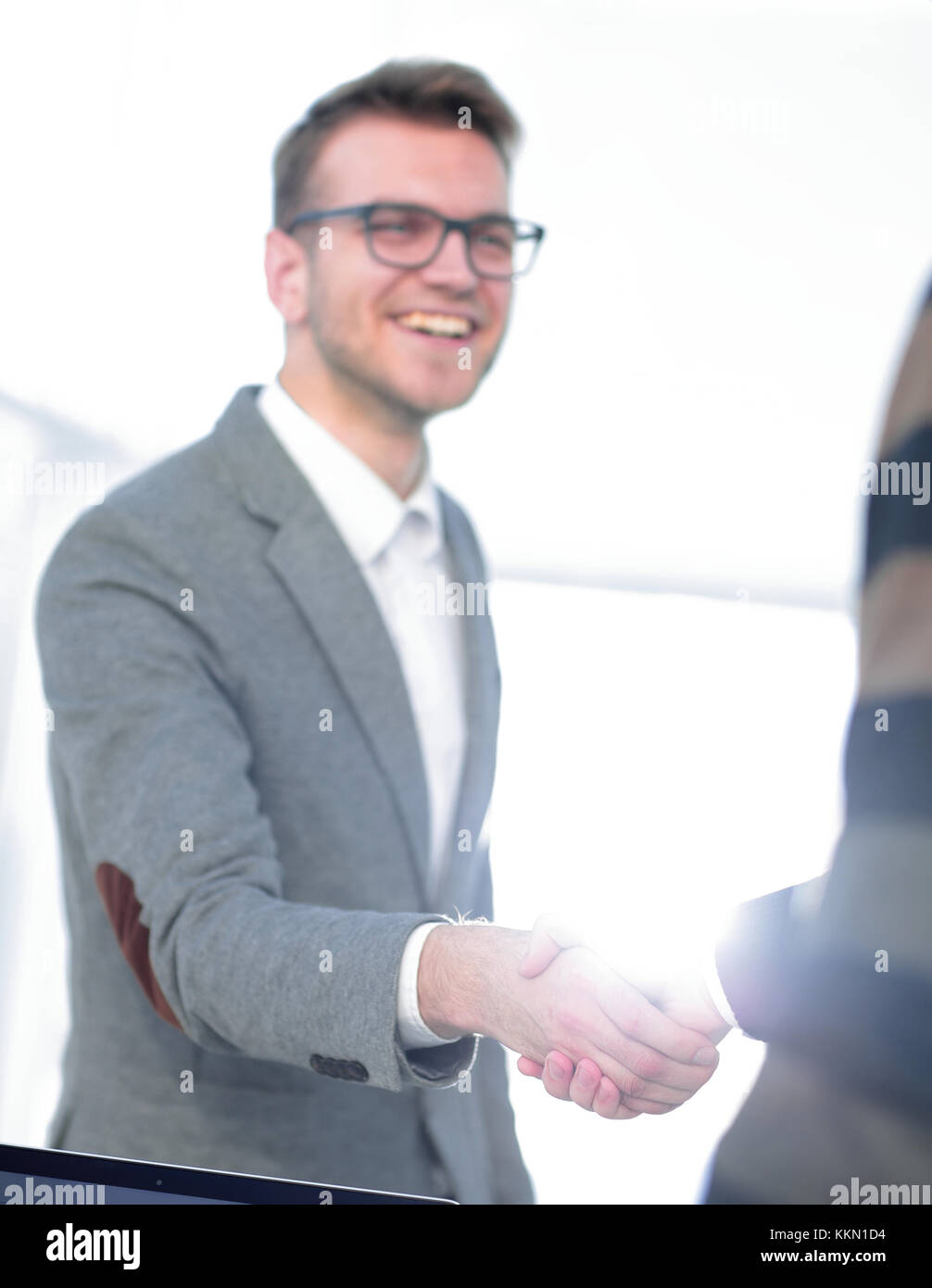 welcome handshake financial partners Stock Photo - Alamy