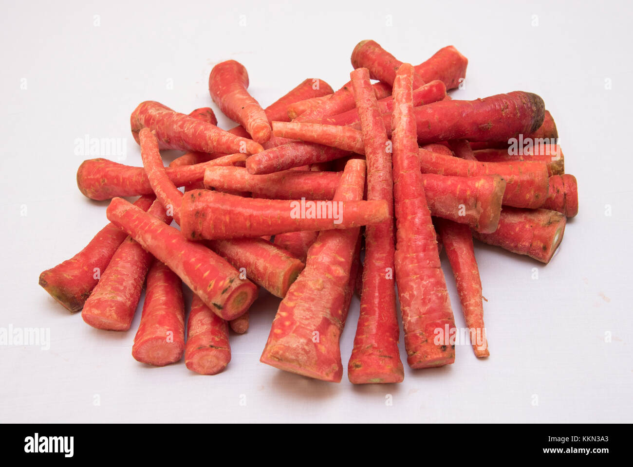 Long red carrots hi-res stock photography and images - Alamy