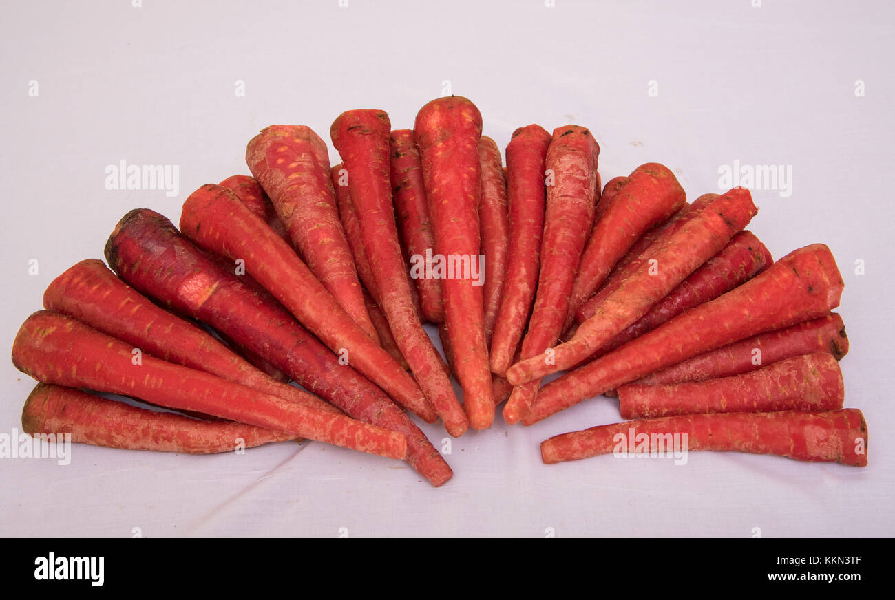 Fresh Red carrots Stock Photo - Alamy
