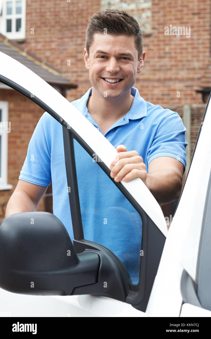 Self driver hi-res stock photography and images - Alamy