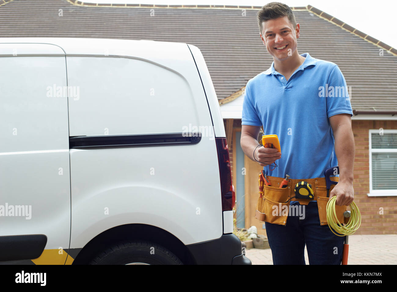 Electrician van hi-res stock photography and images - Alamy