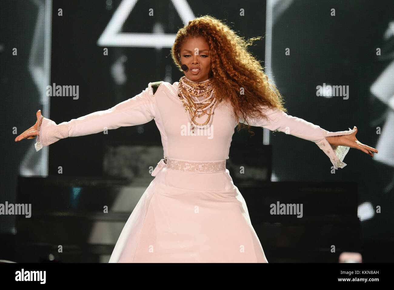 MIAMI, FL - SEPTEMBER 20: Janet Jackson performs at American Airlines ...