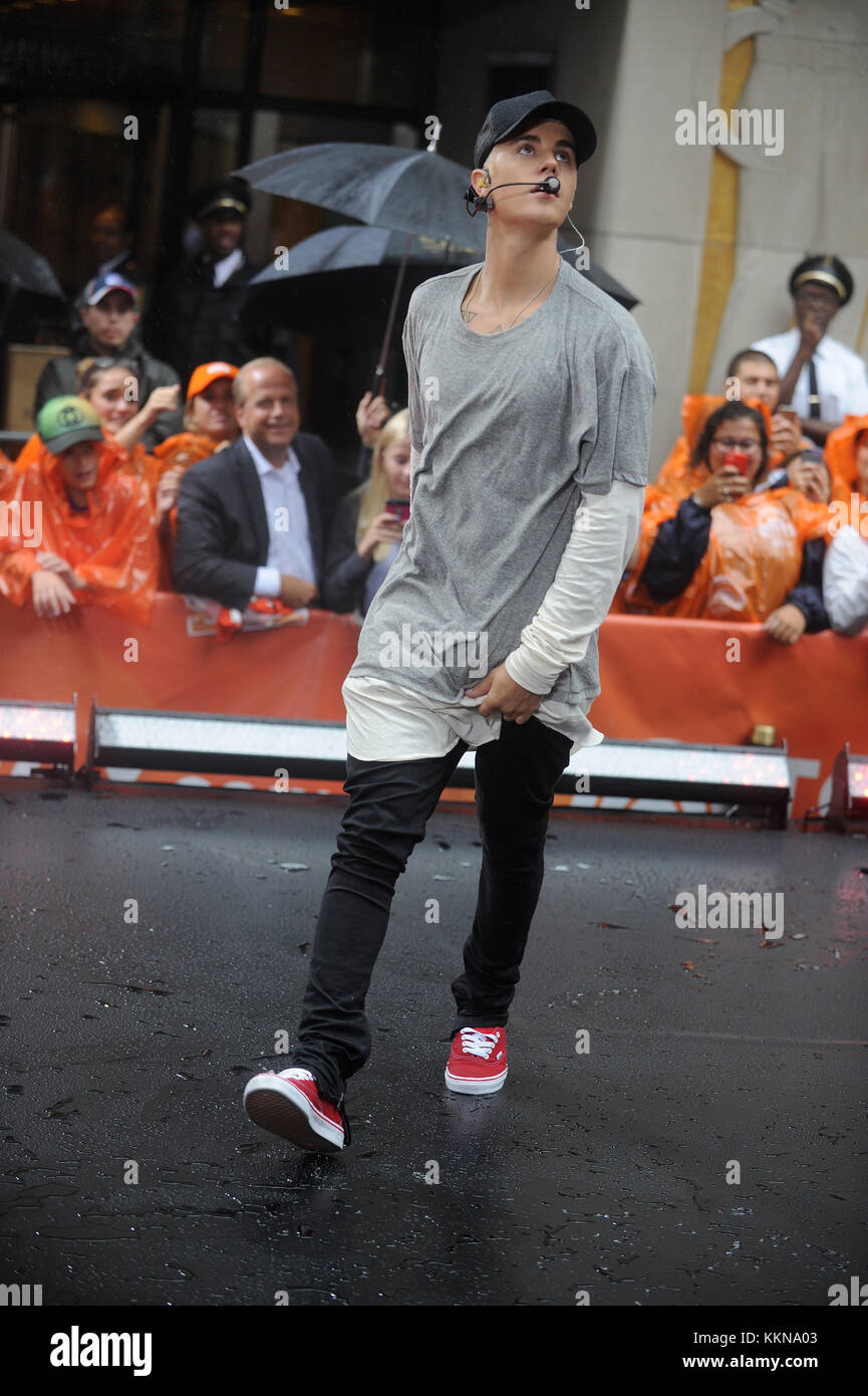 NEW YORK, NY - SEPTEMBER 10: Justin Beiber performs on NBC's 'Today'at ...