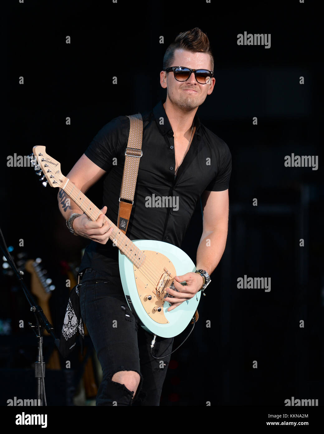 WASHINGTON DC - AUGUST 28: Chase Bryant performs at Jiffy Lube Live on ...