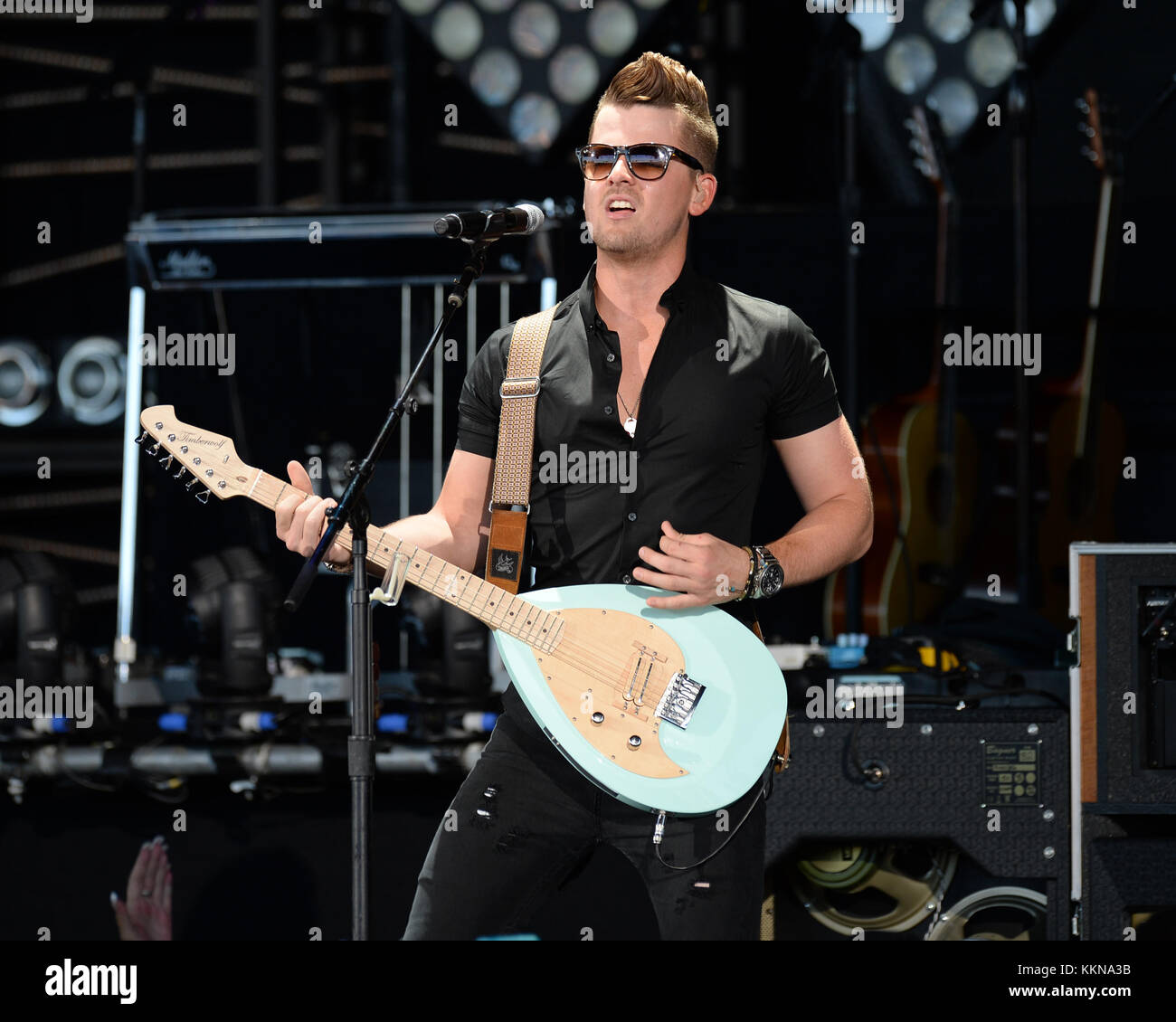 WASHINGTON DC - AUGUST 28: Chase Bryant performs at Jiffy Lube Live on ...