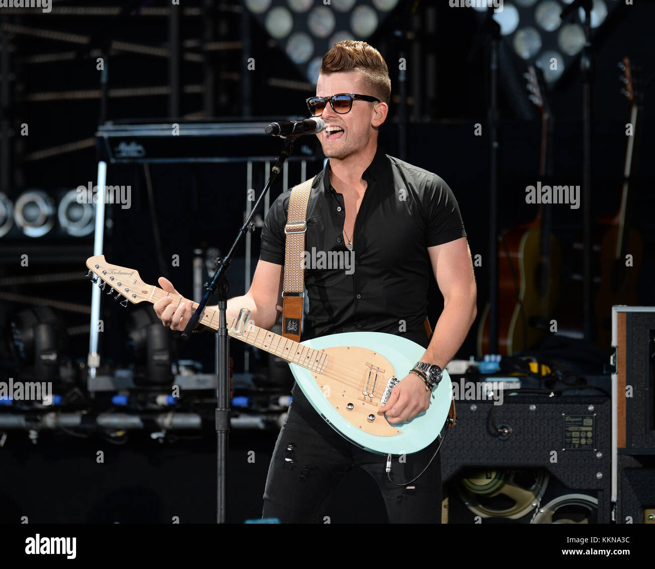 WASHINGTON DC - AUGUST 28: Chase Bryant performs at Jiffy Lube Live on ...
