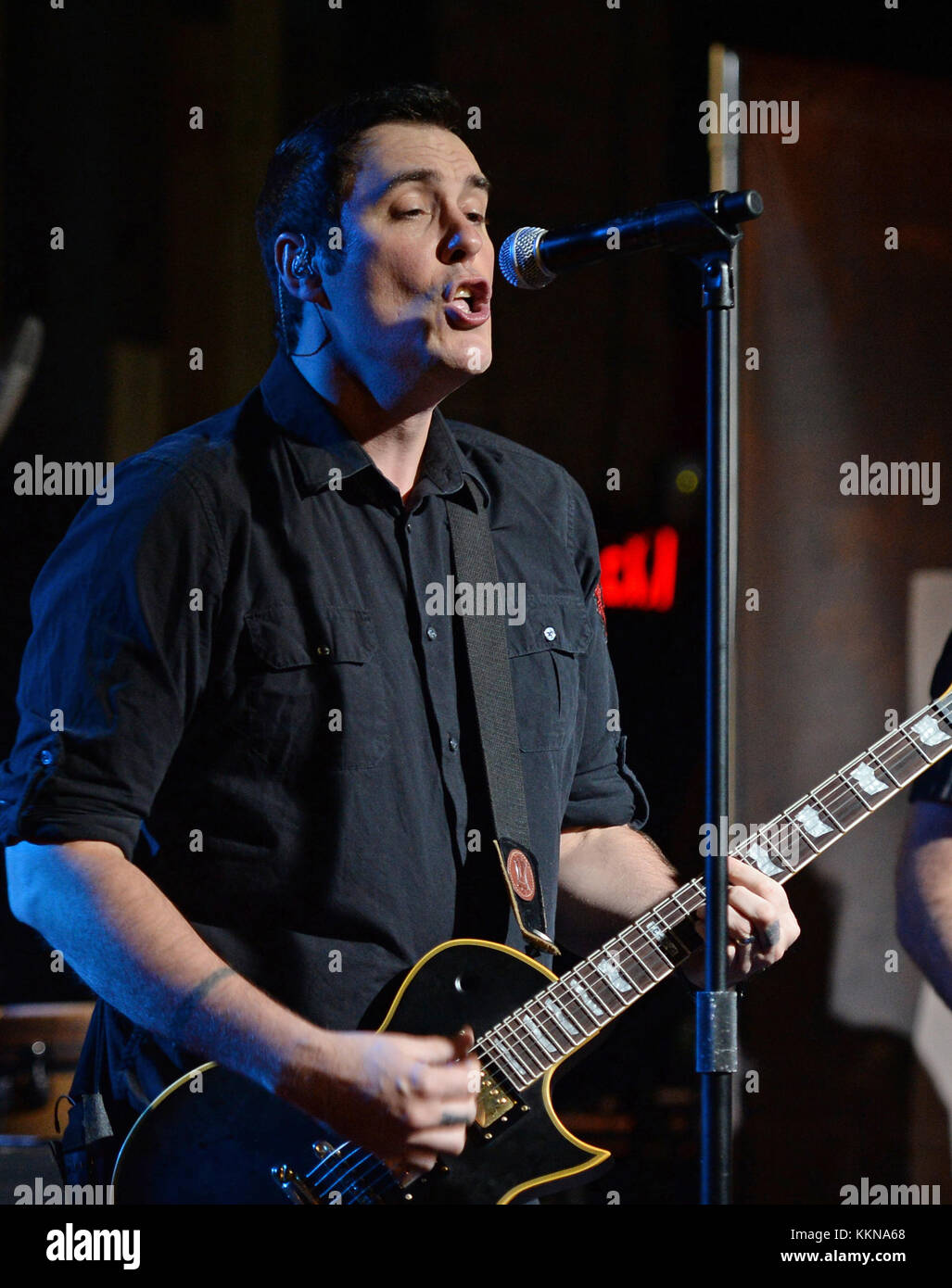 FORT LAUDERDALE FL - AUGUST 25: Benjamin Burnley of Breaking Benjamin ...