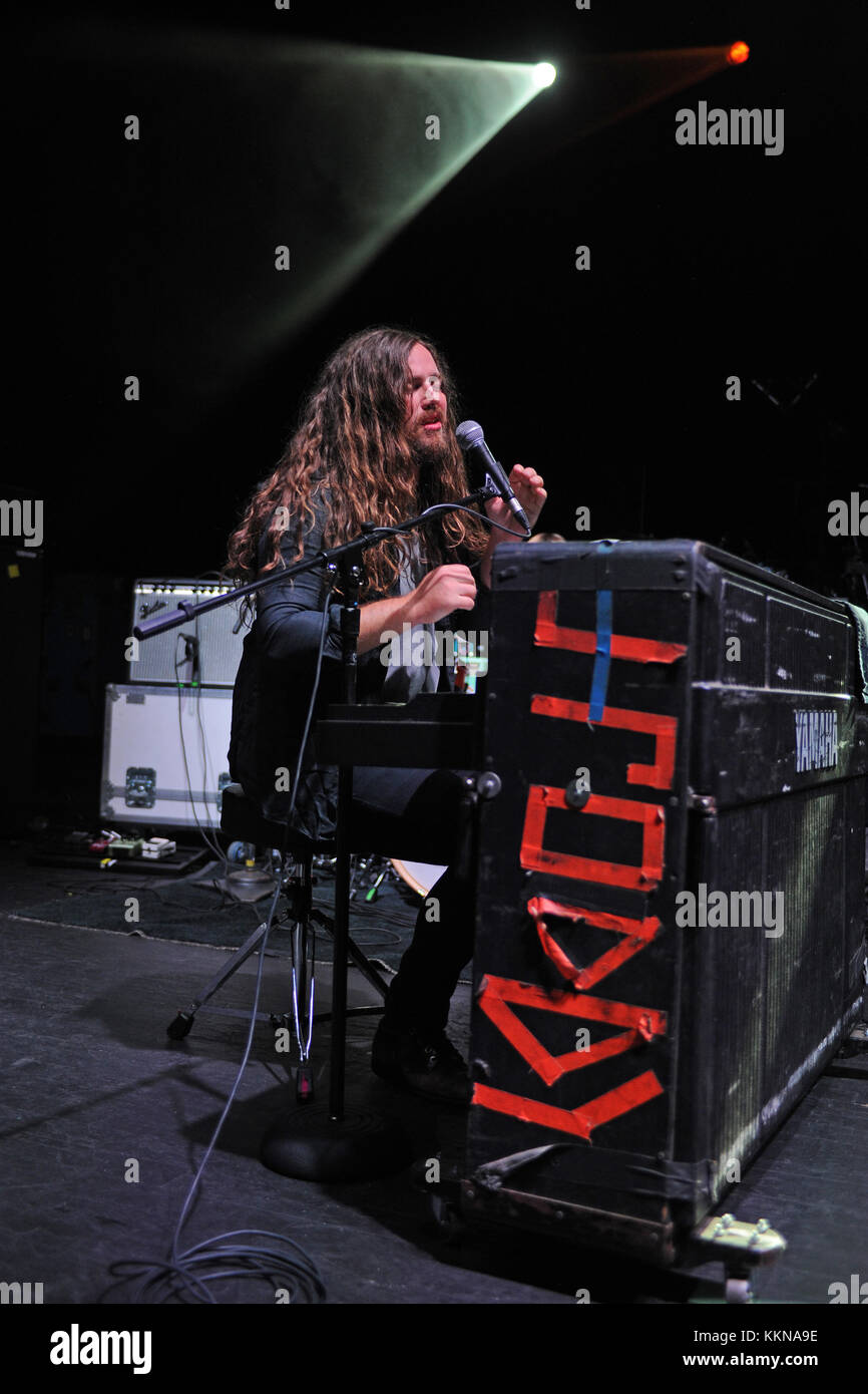 J roddy walston and the business hi-res stock photography and images ...