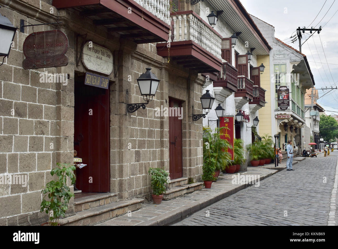 Philippine buildings hi-res stock photography and images - Alamy