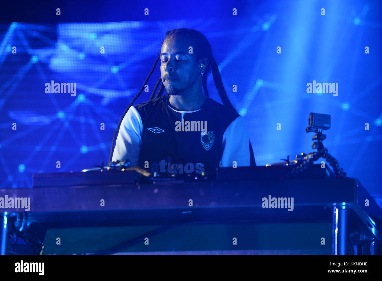 WEST PALM BEACH, FL - AUGUST 14: Chris Kilmore of Incubus performs at ...