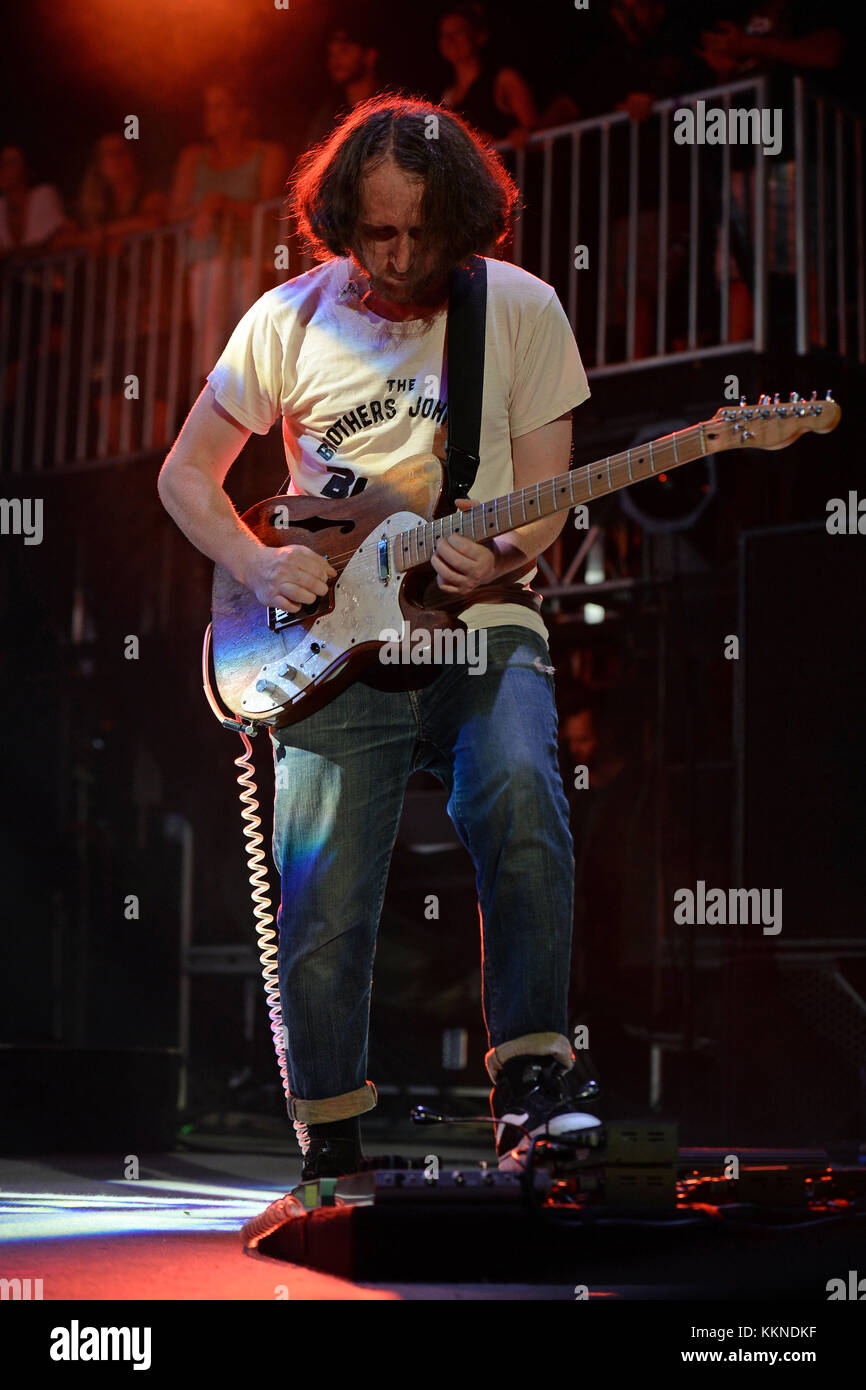 WEST PALM BEACH, FL - AUGUST 14: Mike Einziger of Incubus performs at ...