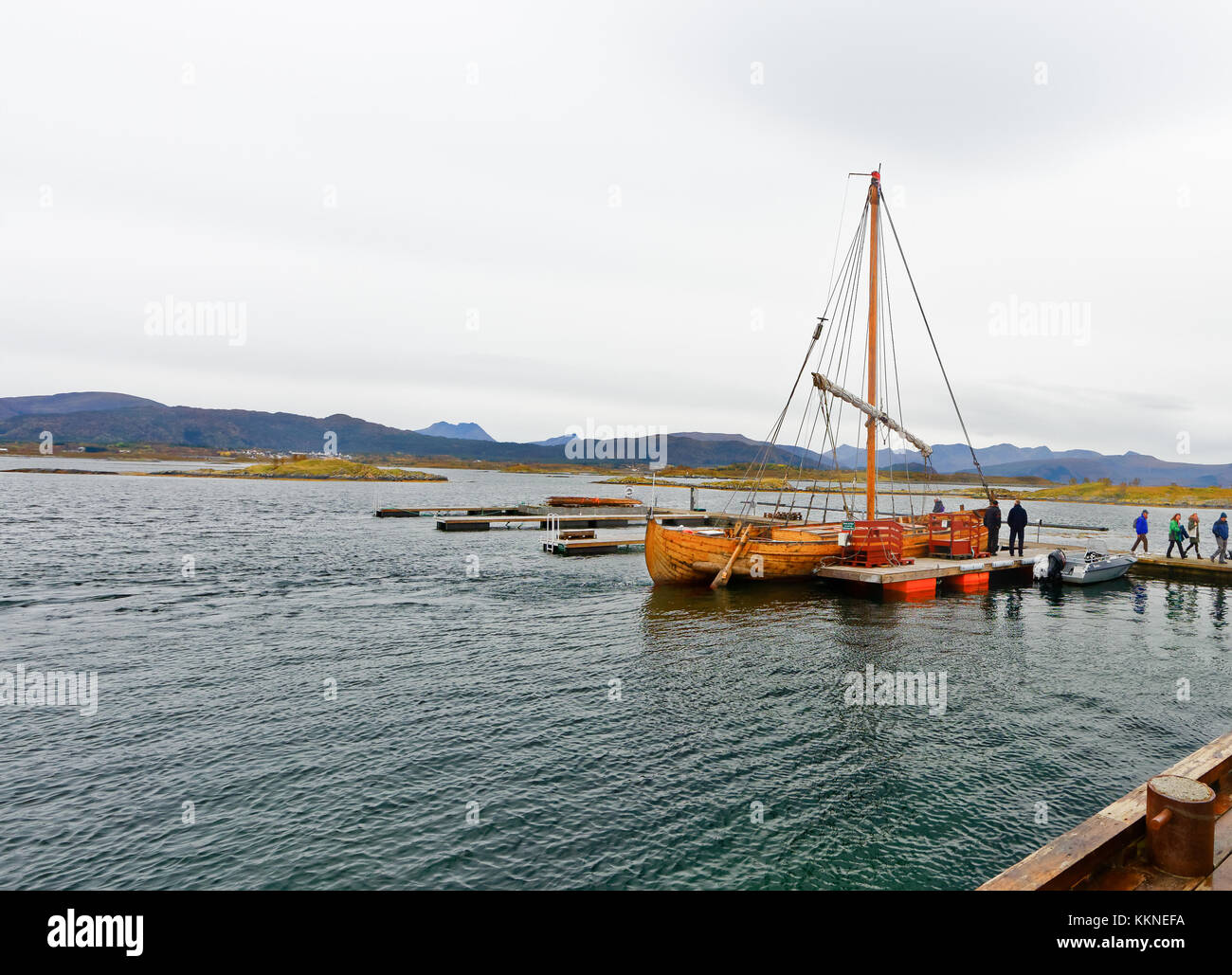 Replica longboat hi-res stock photography and images - Alamy