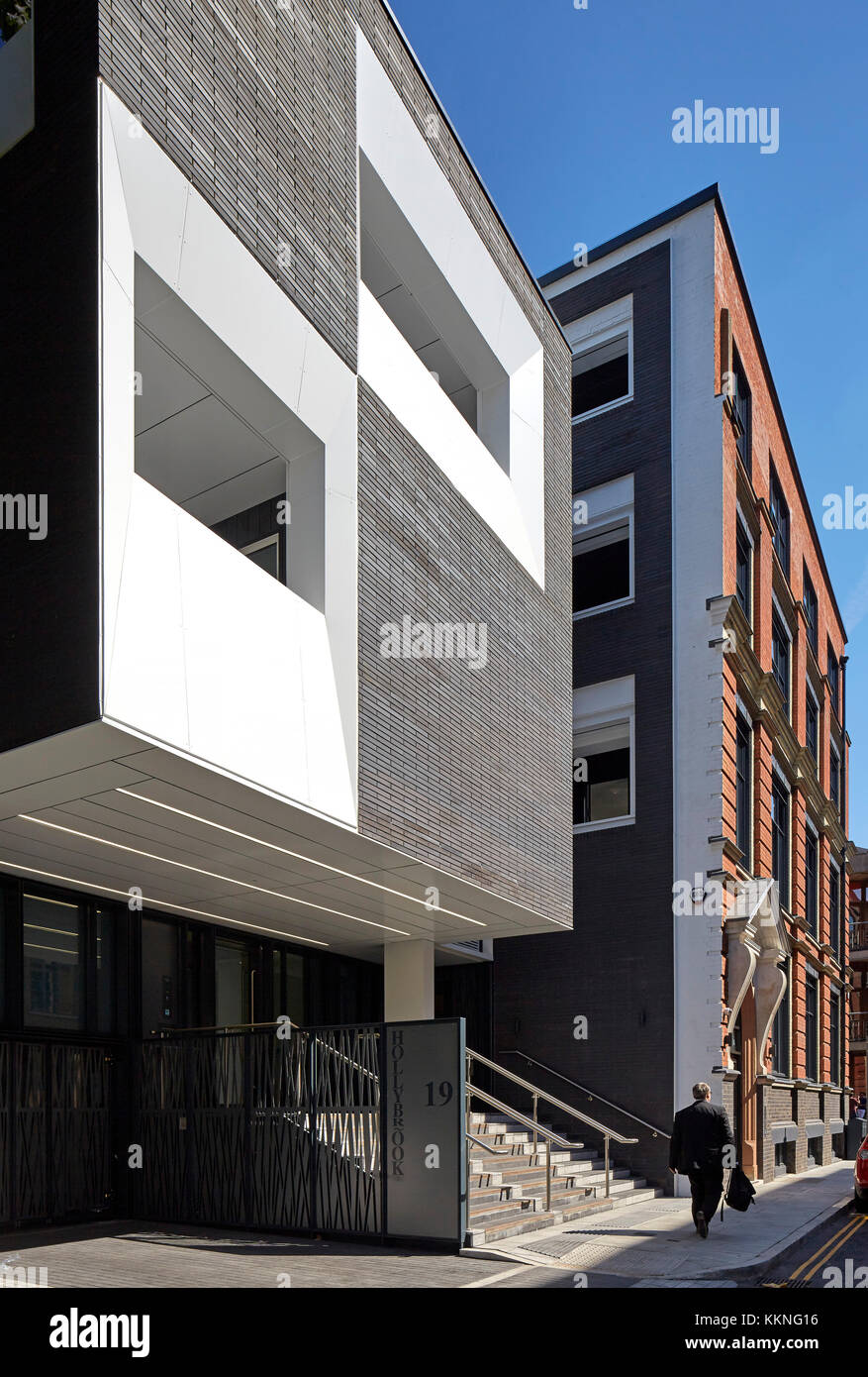 Close view with modern addition. 19 Queen Elizabeth Street, London ...