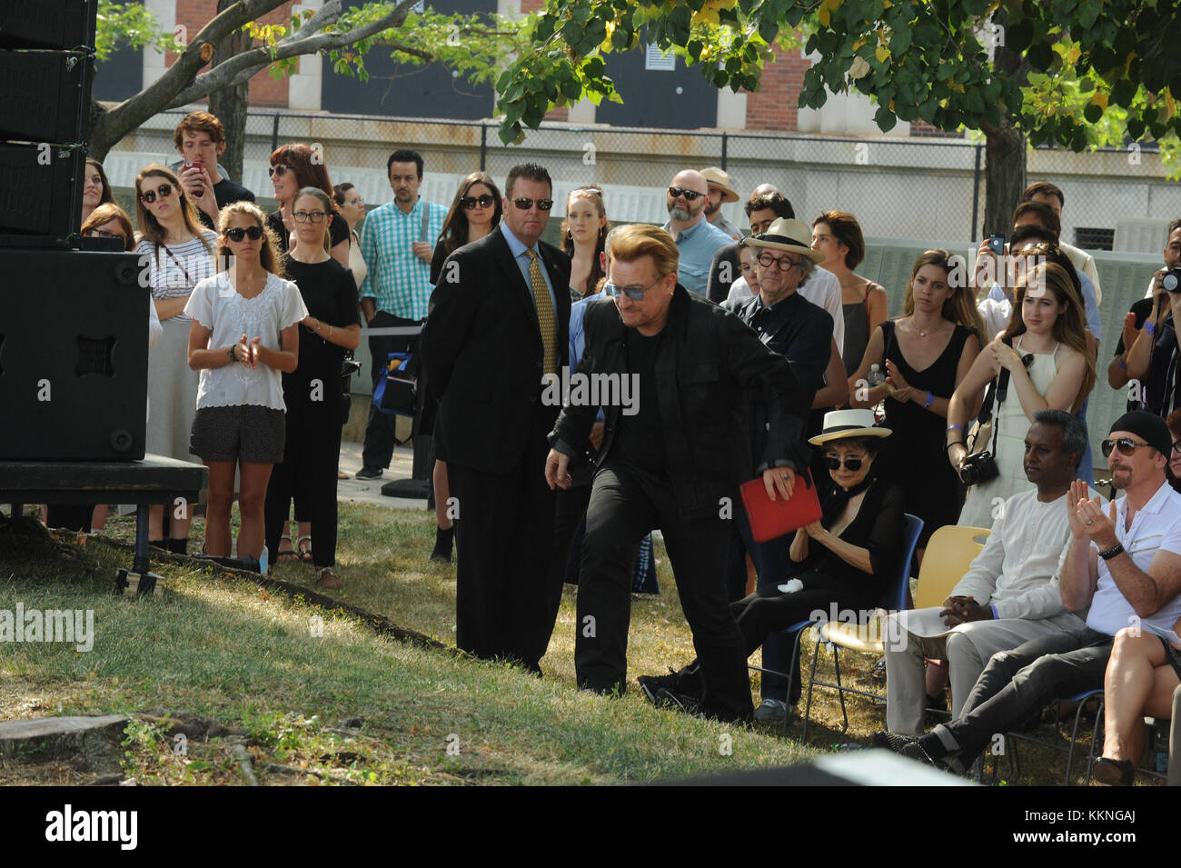 NEW YORK, NY - JULY 29: Yoko Ono, Bono, Salil Shetty and The Edge ...