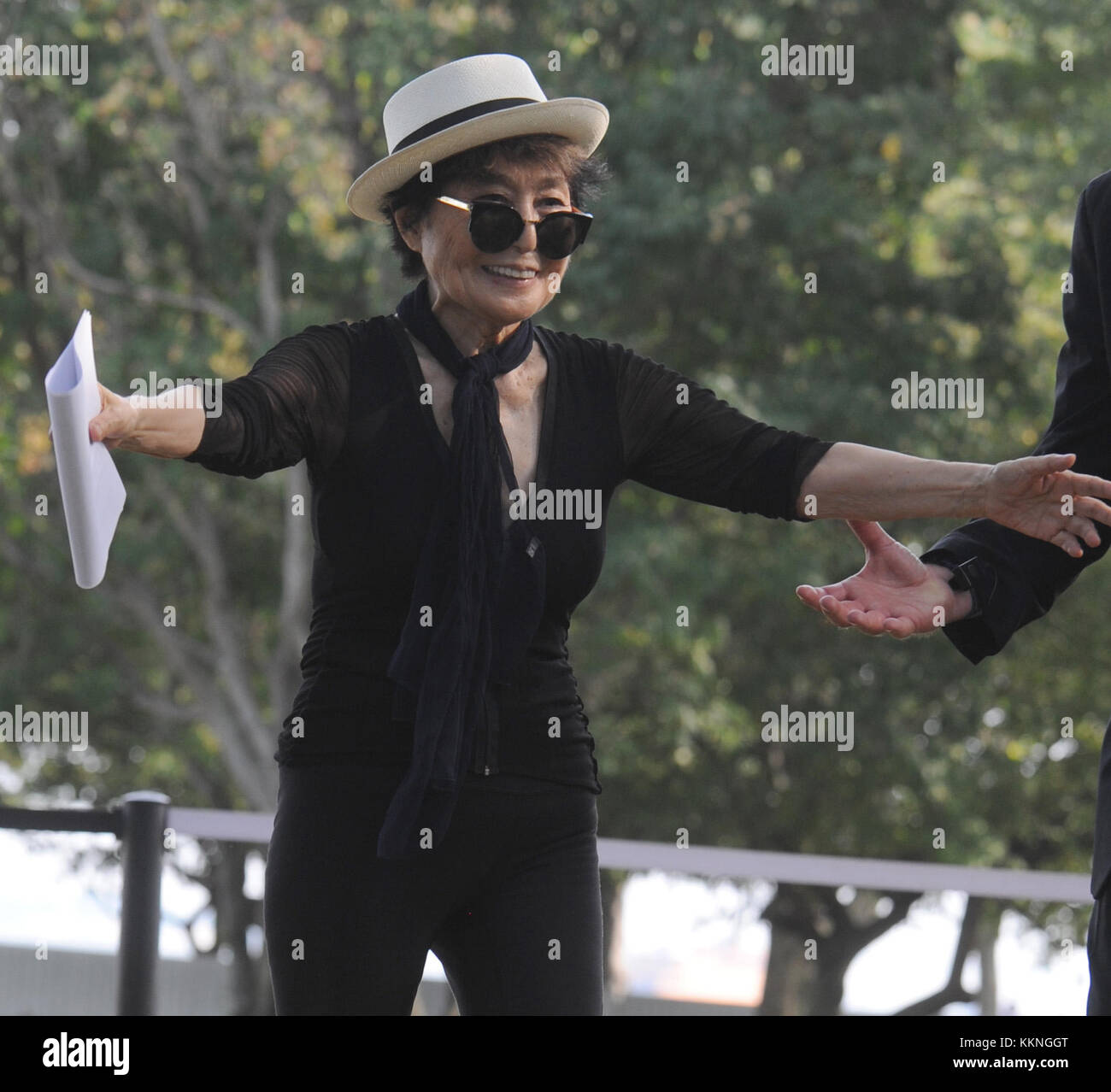 NEW YORK, NY - JULY 29: Yoko Ono, Bono, Salil Shetty and The Edge ...