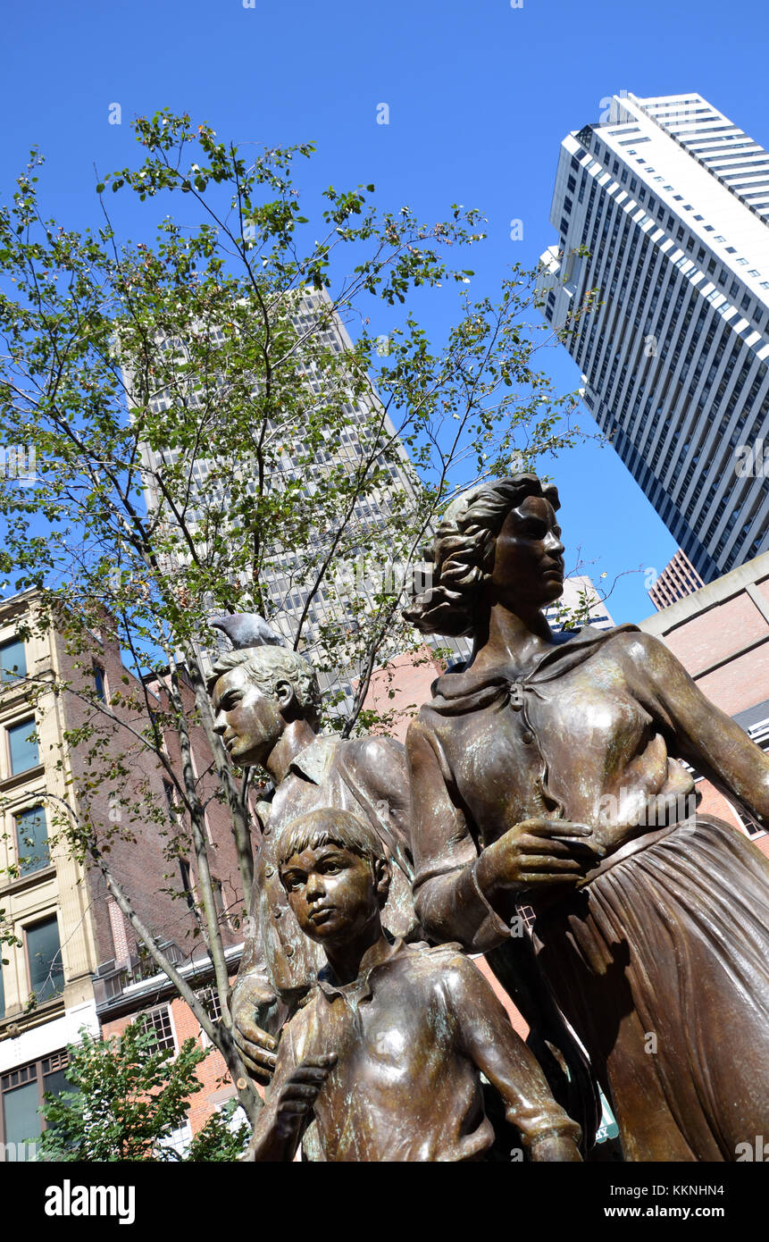 Irish famine memorial england hi-res stock photography and images - Alamy