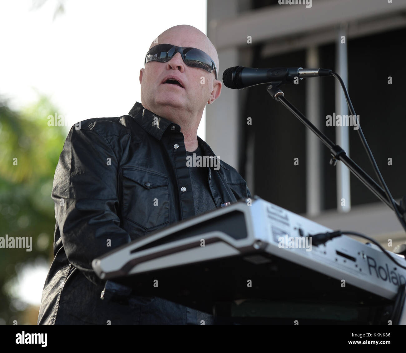 Mike score a flock of seagulls hi-res stock photography and images - Alamy
