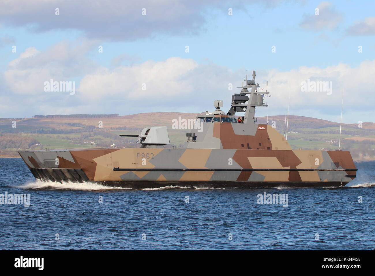 KNM Skudd (P962), a Skjold-class coastal patrol vessel operated by the ...