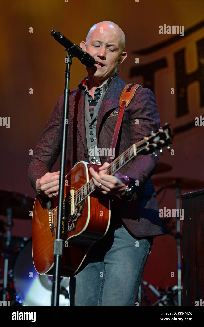 Isaac slade and joe king of the fray hi-res stock photography and ...