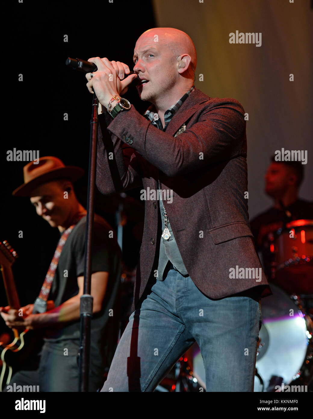WEST PALM BEACH FL - JUNE 07: Isaac Slade of The Fray performs at the ...
