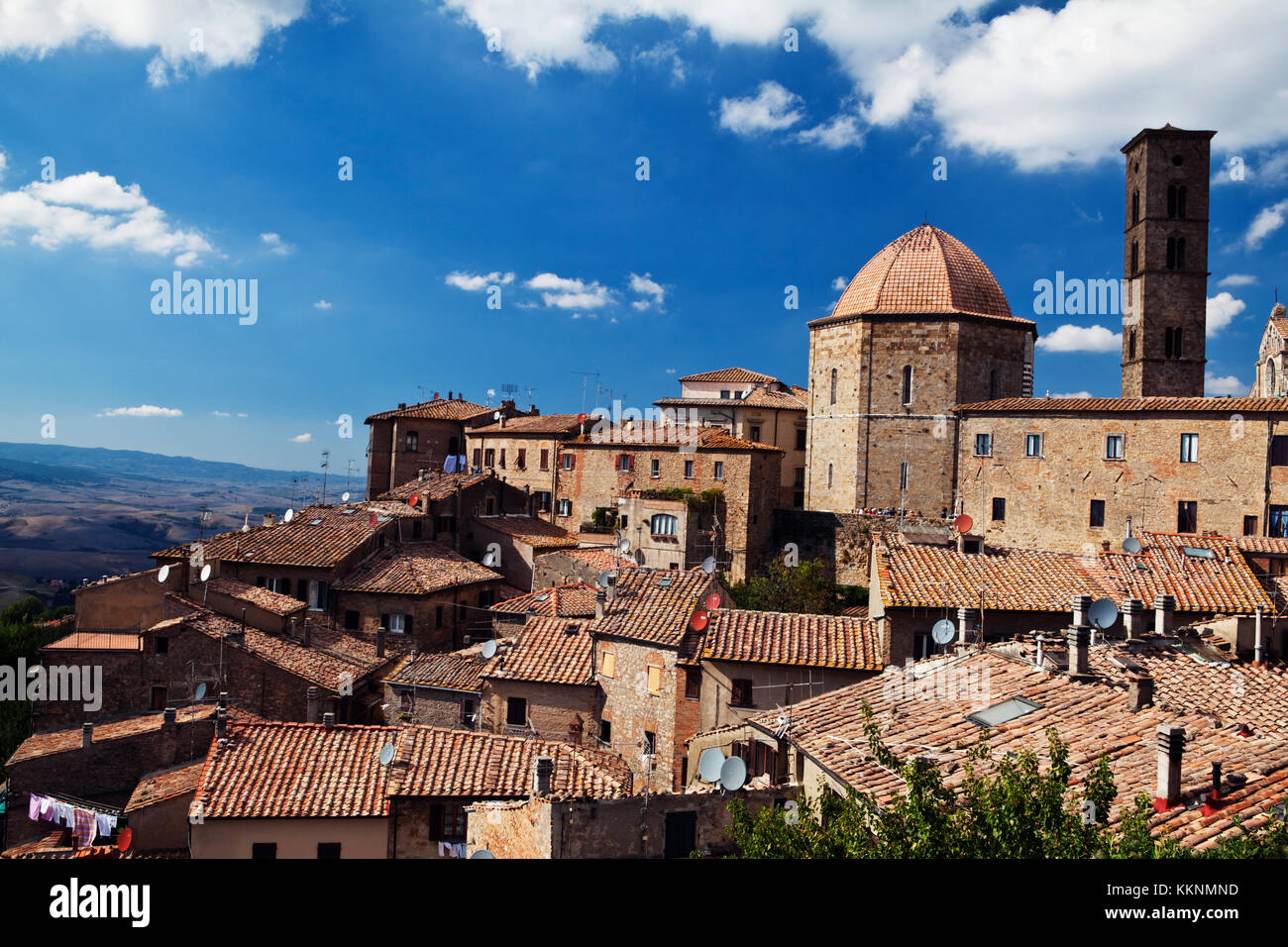 A view of the medieval hilltop town of Volterra, Province of Pisa ...