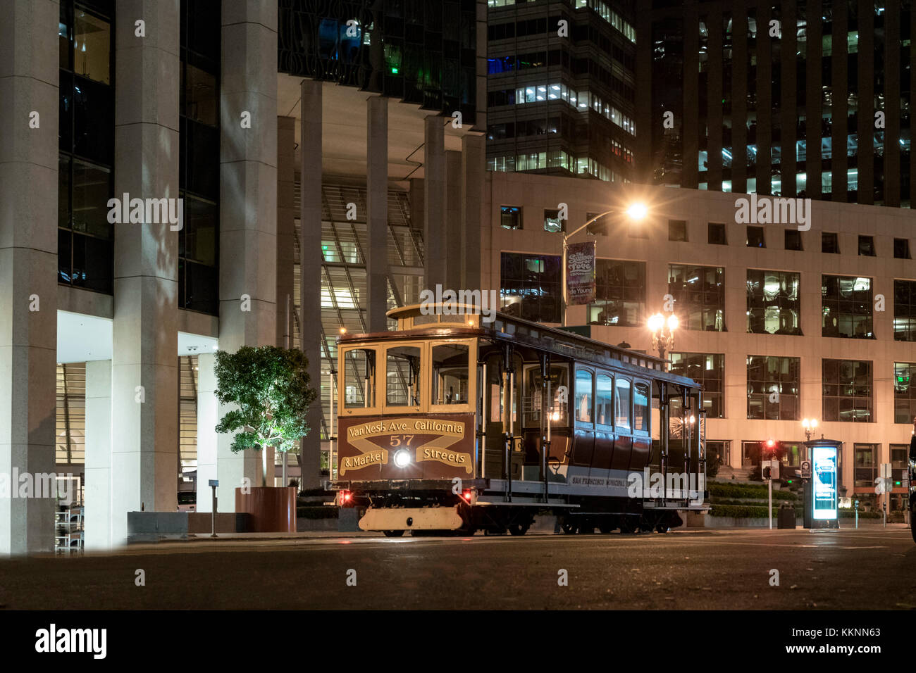 Historic CABLE CAR, Downtown, San Francisco, California, USA Stock ...