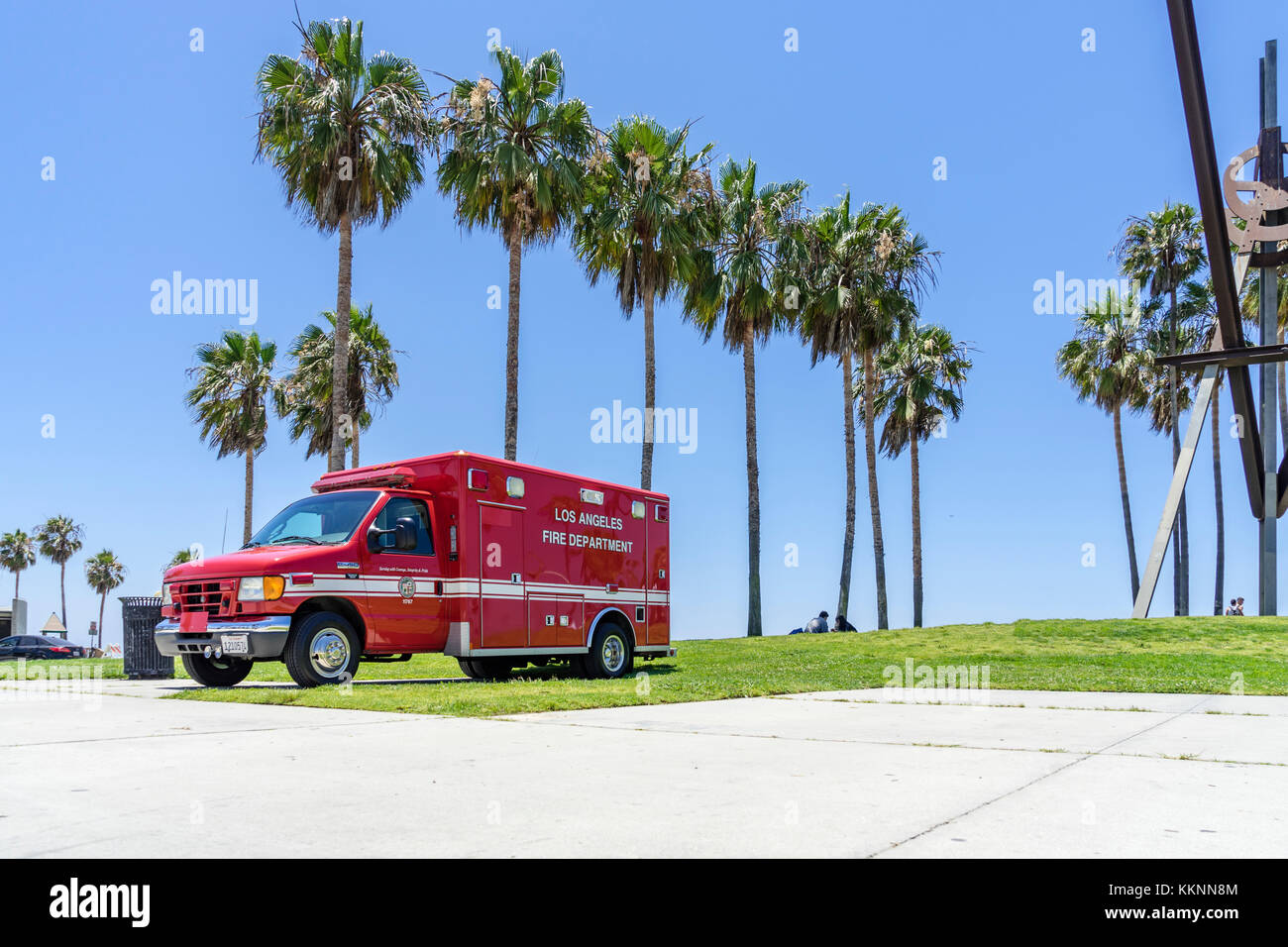 Ambulance on the beach of venice beach hi-res stock photography and ...