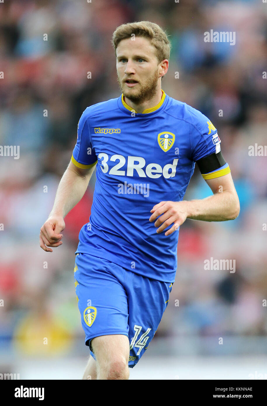 Leeds United's Eunan O'Kane during the Sky Bet Championship match at ...