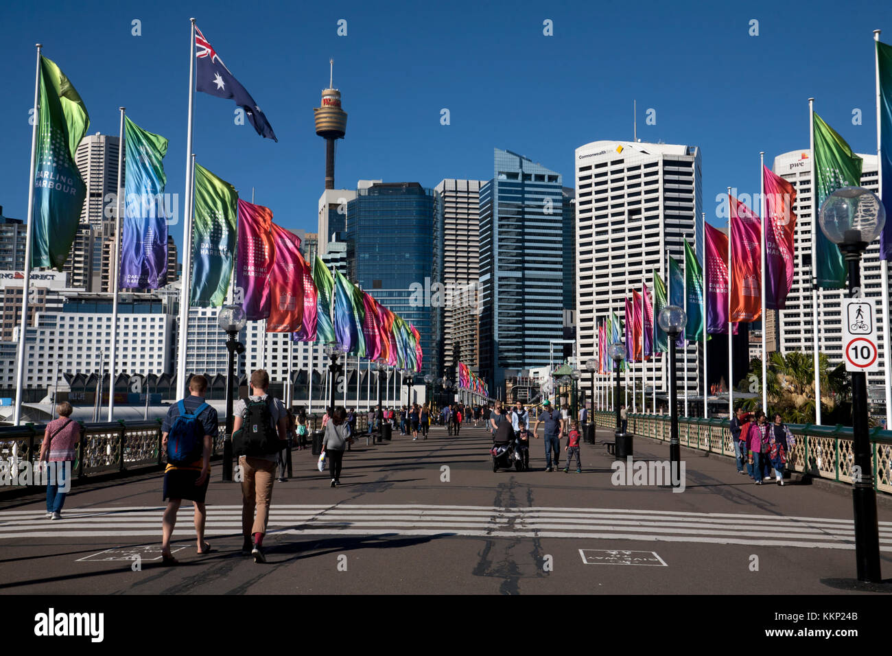 Pyrmont pedestrian bridge hi-res stock photography and images - Alamy