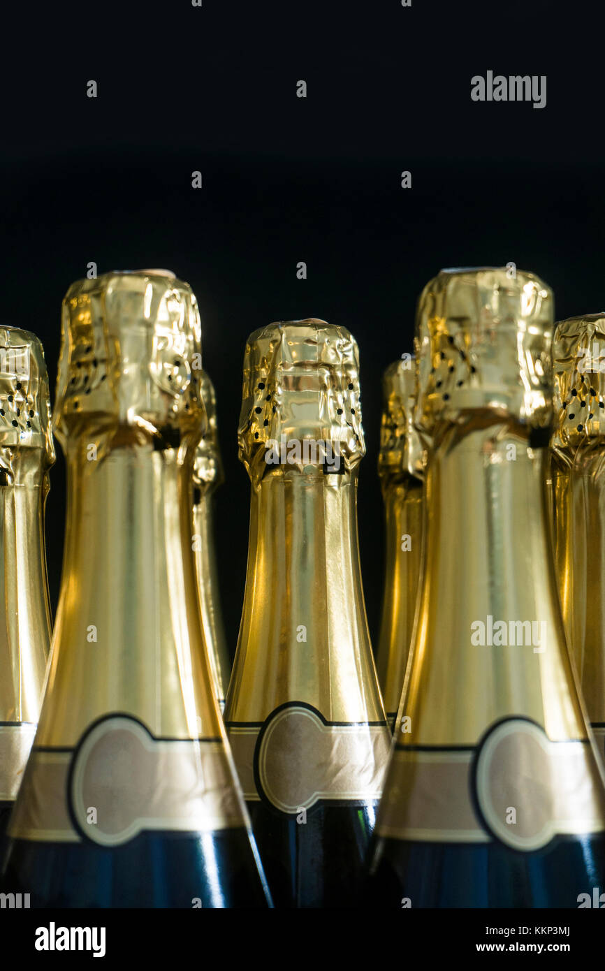 Prosecco bottles hi-res stock photography and images - Alamy