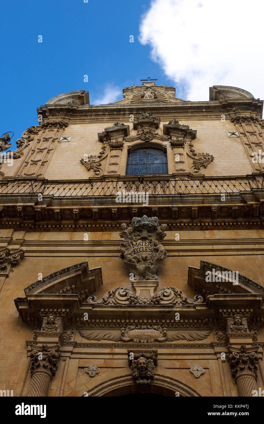 Cattedrale di san pietro hi-res stock photography and images - Alamy
