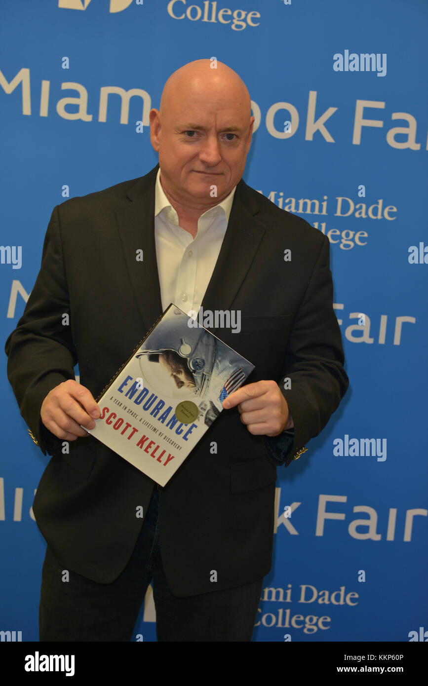 Astronaut Scott Kelly In Conversation With Dr. Jorge Perez-Gallego ...