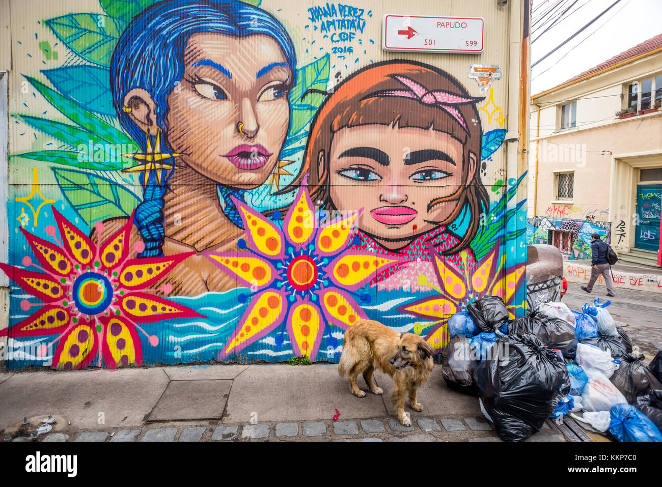 Street scene in Valparaiso, Chile Stock Photo - Alamy