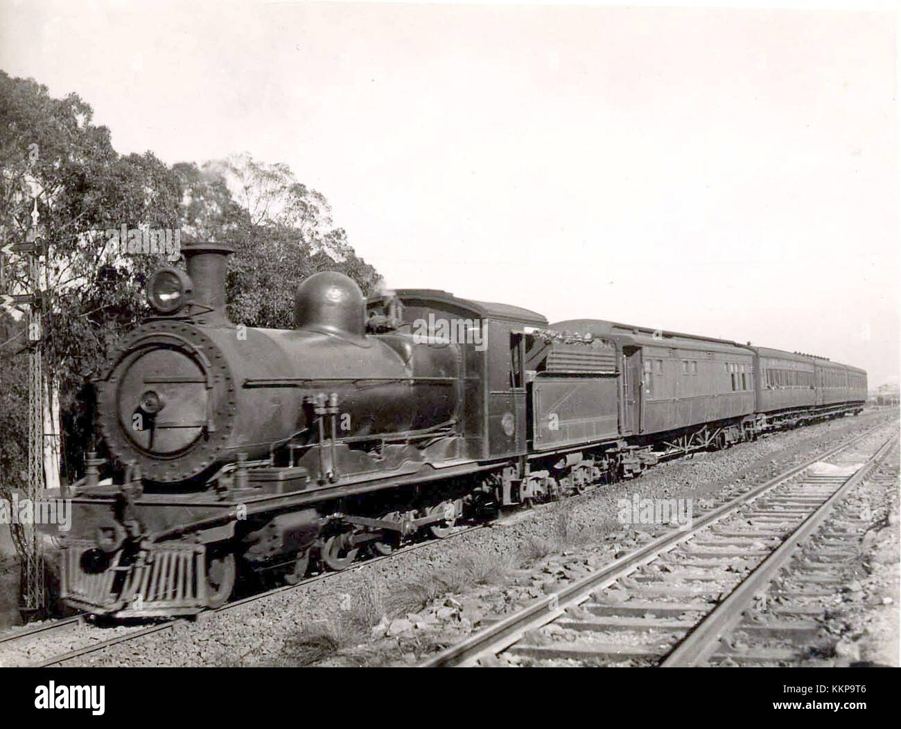 Image of South African Railways Class 6 locomotive number 412, a 4-6-0 ...