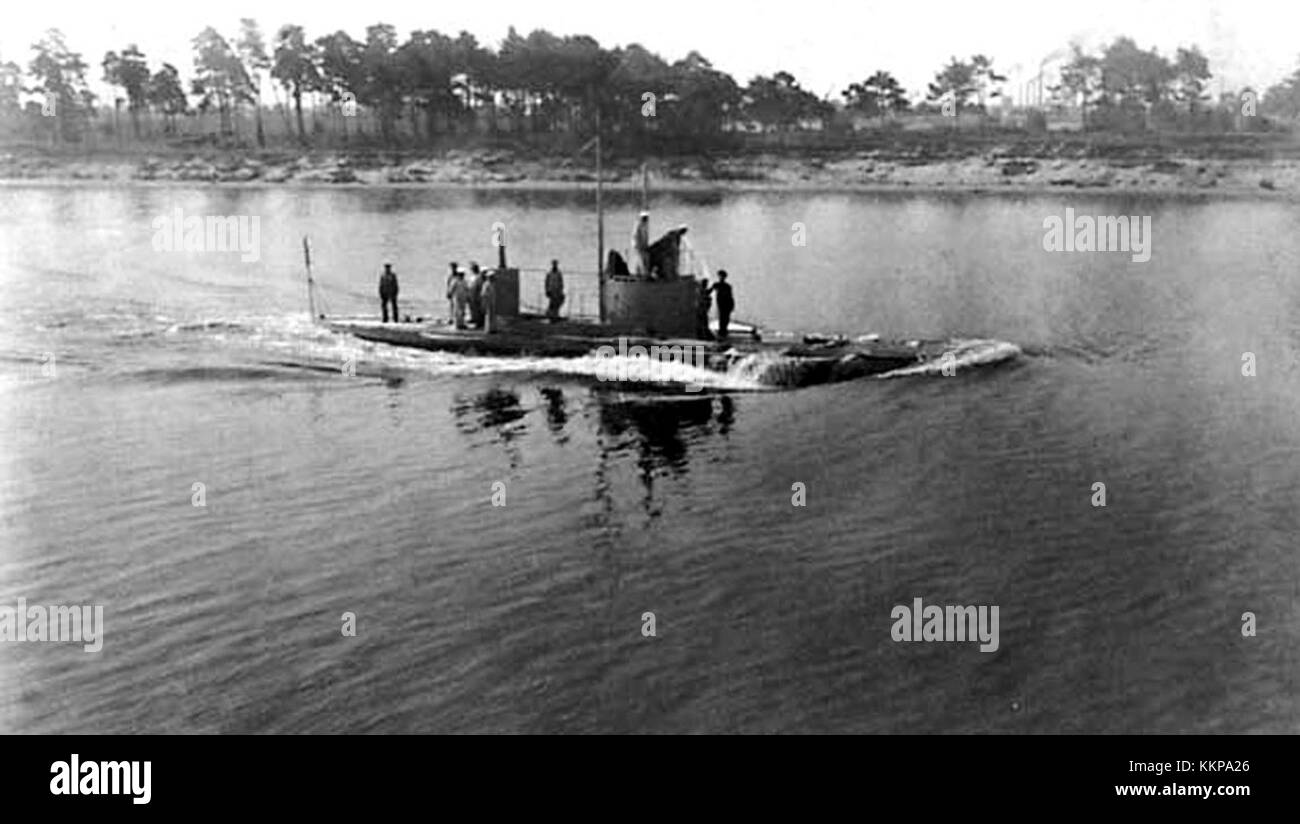 An image representing the era between 1905 and 1913, possibly related ...