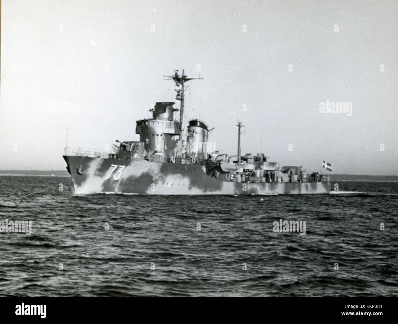 18th century royal navy frigate hi-res stock photography and images - Alamy