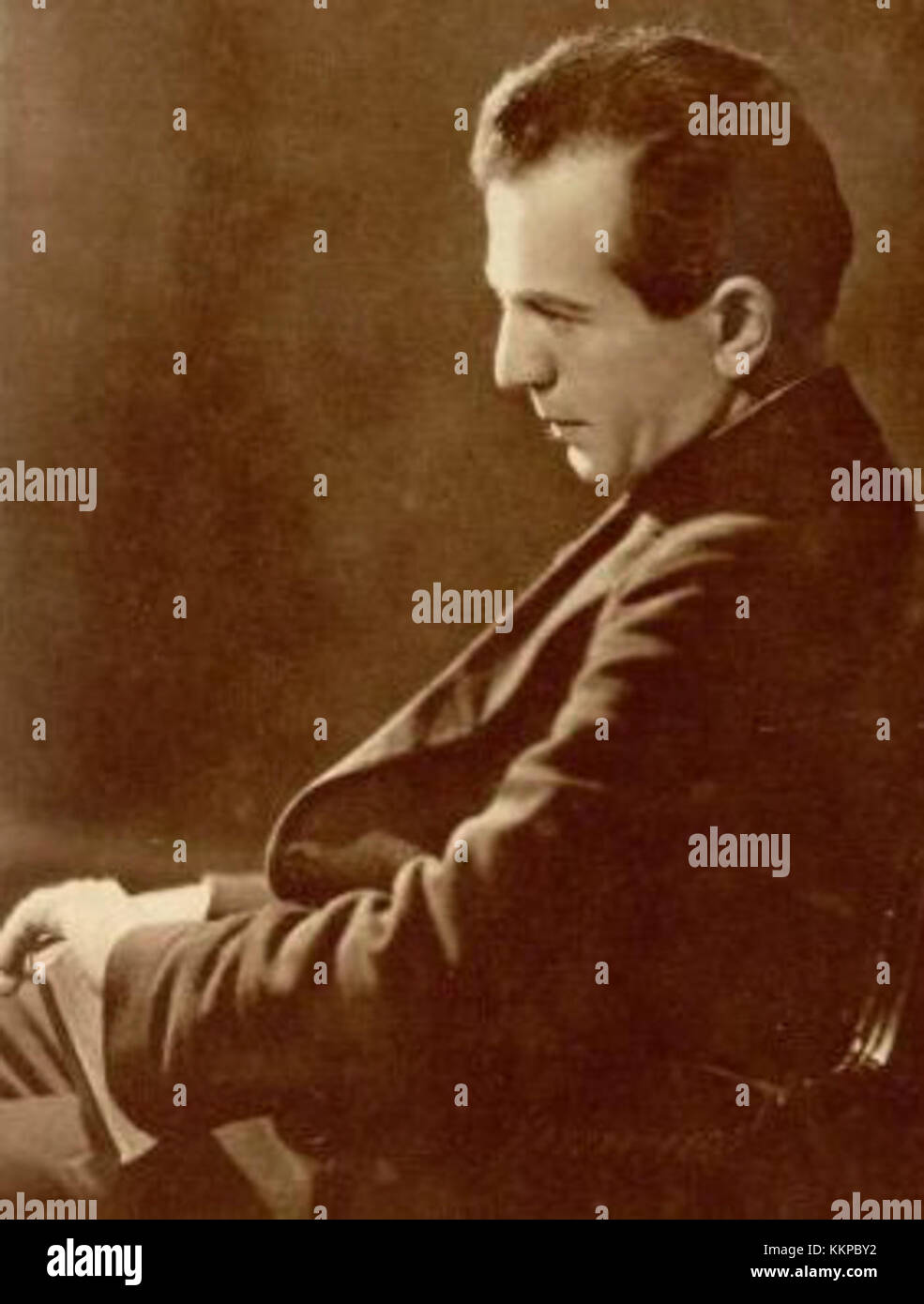 Janko Lavrin was a Slovene writer and intellectual active in the 1920s ...